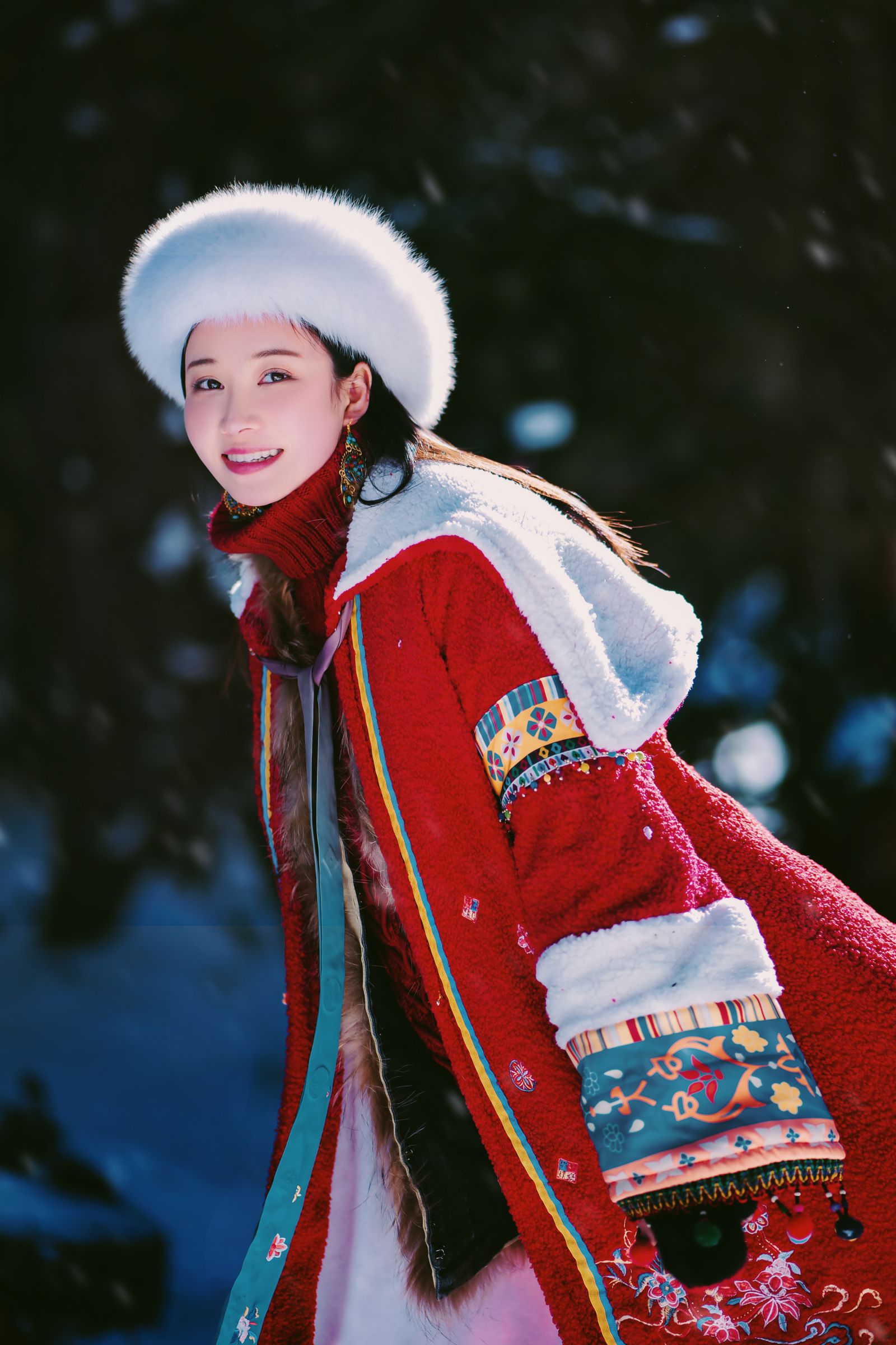 Nnian年年写真合集下载，高挑美女与极简裸艺写真，完美身材与气质展现